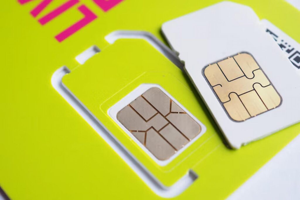 Transforming Mobiles: How IoT SIMs Unlock Connectivity